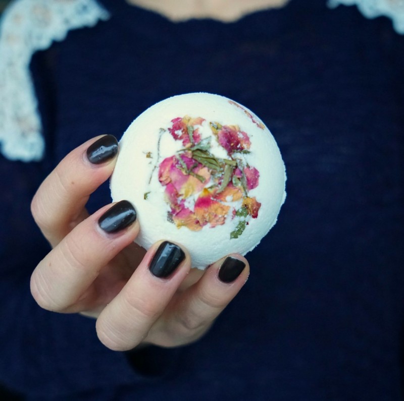 34 Unique DIY Bath Bombs to Enjoy Bathtime Like Never Before